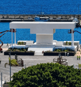 La gran estructura que recibirá al Papa toma forma en Santa Cruz: así ...